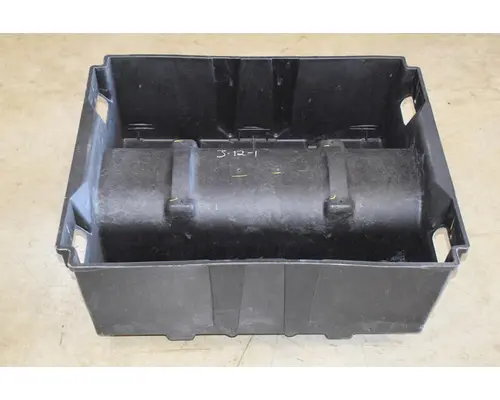 FREIGHTLINER Battery Box OEM# 0621446001 in Dorr, MI $135.00 #600-11474