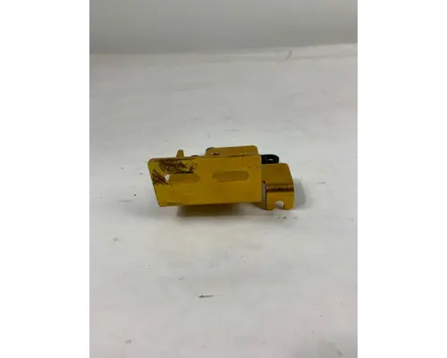 FREIGHTLINER Latches and Locks OEM# A18-69811-000 in UMATILLA, OR $50. ...