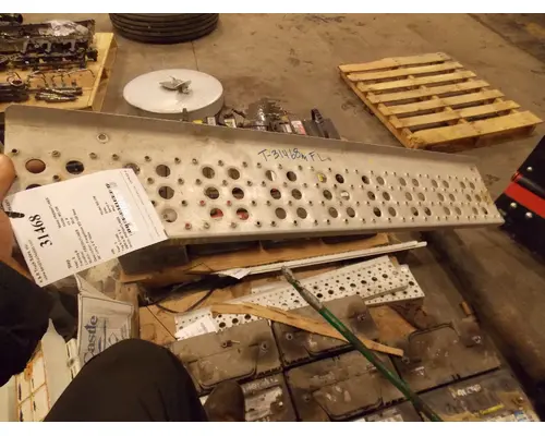 FREIGHTLINER Step OEM# 36" X 5" in Holland, MI #31468