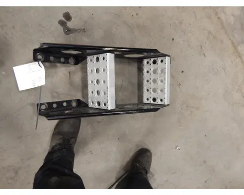 FREIGHTLINER Step OEM# 23" X 8.5" in Holland, MI #49889