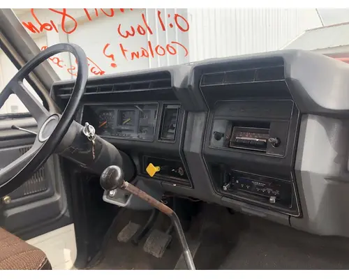 Ford F800 Dash Assembly in Spencer, IA $364.00 #24908187