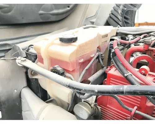 Freightliner CASCADIA Radiator Overflow Bottle / Surge Tank in Council ...