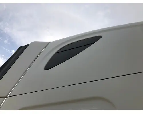 Freightliner CASCADIA Sleeper Window in Spencer, IA $182.00 #24924362