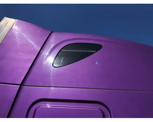 Freightliner CASCADIA Sleeper Window in Spencer, IA $182.00 #25216531