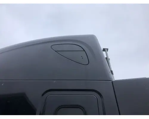 Freightliner CASCADIA Sleeper Window in Kansas City, MO #25583012