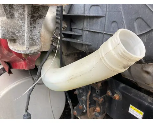 Freightliner CASCADIA Windshield Washer Reservoir in London, OH #25379636