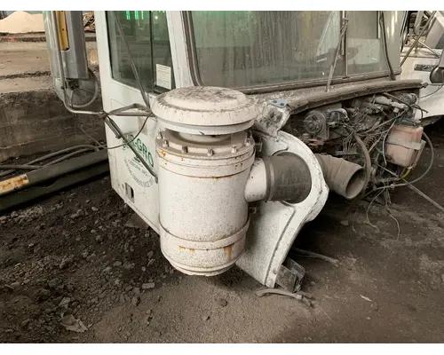 GMC GENERAL Air Cleaner in KANSAS CITY, MISSOURI #386