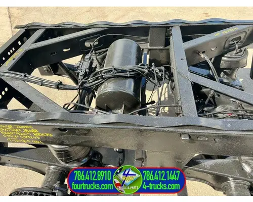 Hendrickson VANTRAAX Cutoff Assembly (Complete With Axles) in MIAMI, FL ...