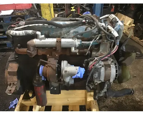 INTERNATIONAL DT 466E Engine Assembly OEM# WITH EGR in CHICAGO HEIGHTS ...
