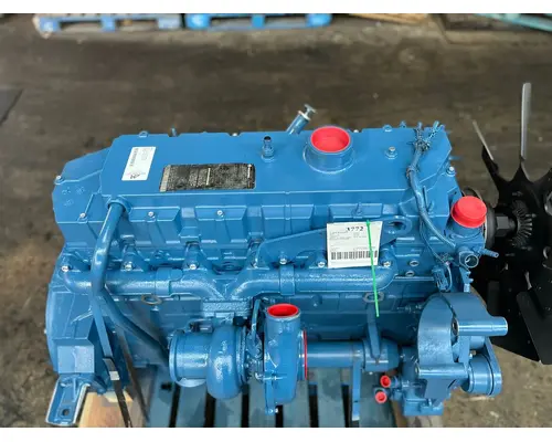 INTERNATIONAL DT 466E Engine Assembly in Opa-Locka, FL #3772
