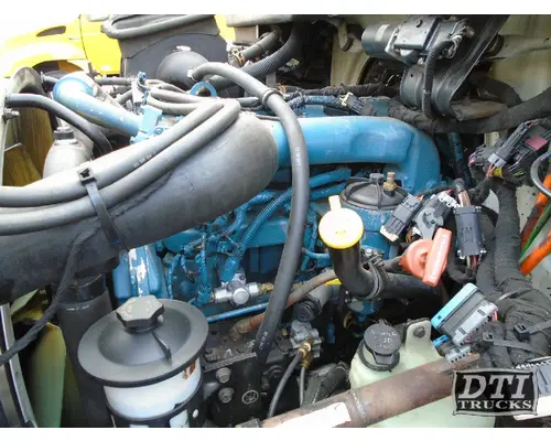 INTERNATIONAL DT 466E Engine Assembly in Denver, CO #19035