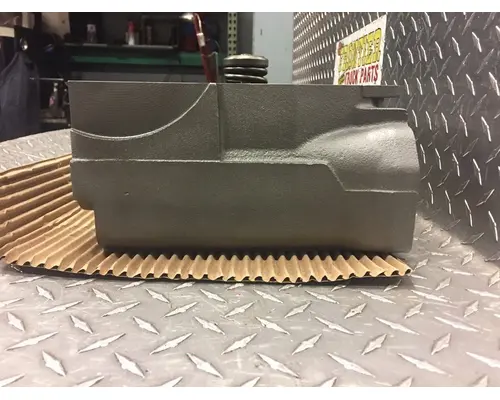 INTERNATIONAL DT466E Pre EGR Cylinder Head OEM# 1827113C2 in Dorr, MI ...