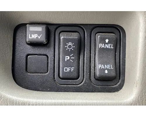 INTERNATIONAL DURASTAR (4300) (LATE MODEL) Dash/Console Switch in ...