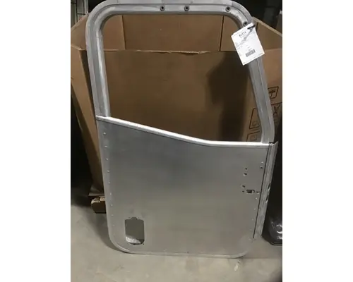 INTERNATIONAL HX Door Assembly OEM# 4063648C94 in Holland, MI #81221