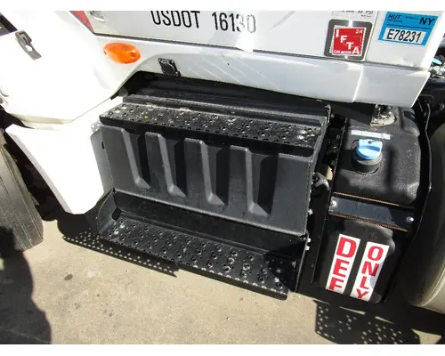 INTERNATIONAL LT62F Battery Box in CRANDALL, TX #98655