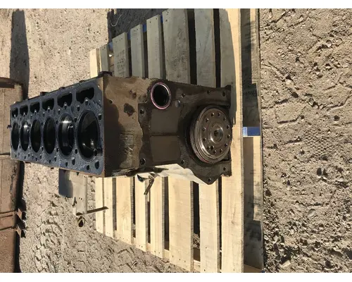 INTERNATIONAL MaxxForce DT Cylinder Block OEM# 1882391C92, 1882061C1 ...