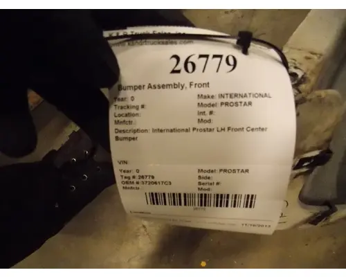 INTERNATIONAL PROSTAR Bumper End Cap OEM# 3720617C3 in Holland, MI #26779