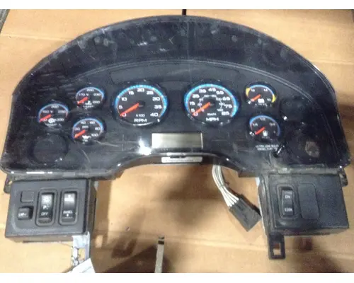 INTERNATIONAL VARIOUS INTERNATIONAL NAVISTAR MODELS Instrument Cluster ...