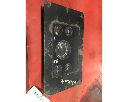 INTERNATIONAL VARIOUS INTERNATIONAL NAVISTAR MODELS Instrument Cluster ...