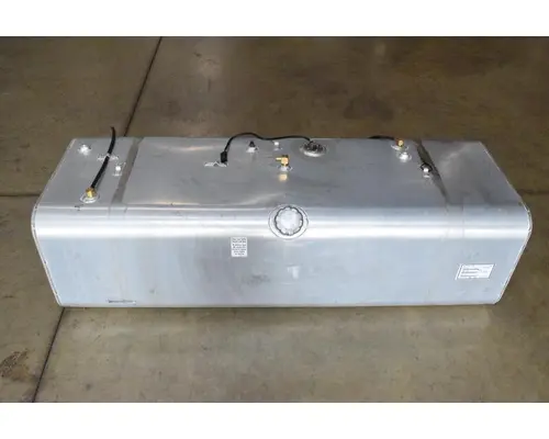 ISUZU 6500XD Fuel Tank OEM# 8983206203 in Dorr, MI #609-16116
