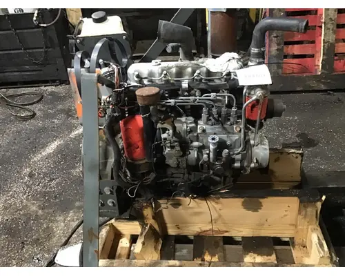 ISUZU C240 Engine Assembly in CHICAGO HEIGHTS, IL #W-8632