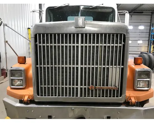 International 9300 Hood in Sioux Falls, SD $1,650.00 #25098585