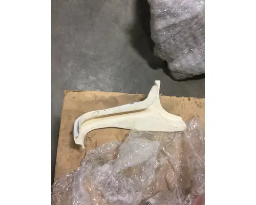 KENWORTH MISC Cab Assembly OEM# K0103RE-R in UMATILLA, OR $75.00 #K0103RE-R