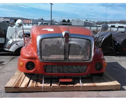 KENWORTH T2000 HOOD in Easton, MD $1,900.00 #H180220