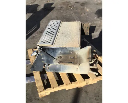 KENWORTH T300 BATTERY BOX in Henderson, CO $200.00 #2041917