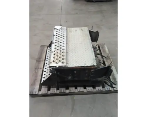 KENWORTH T300 BATTERY BOX in Watseka, IL #2229362