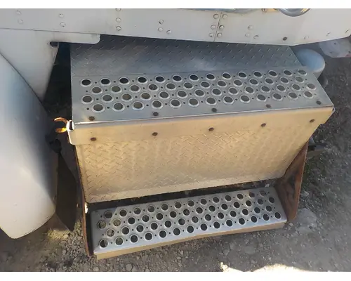 KENWORTH T300 Battery Box in Westland, MI $300.00 #100589