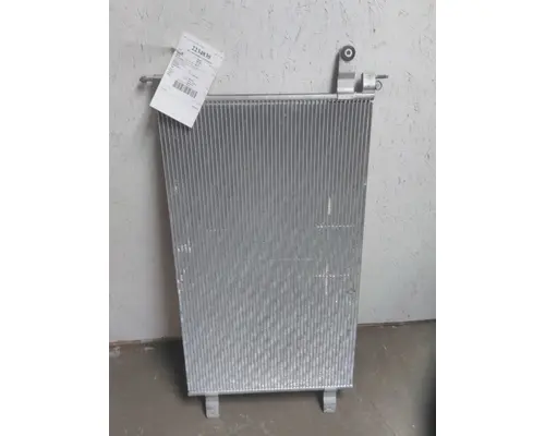 KENWORTH T680 AIR CONDITIONER CONDENSER OEM# Z9206004 in Toledo, OH ...