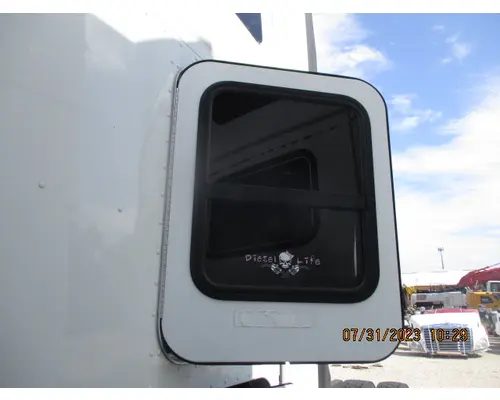 KENWORTH T680 DOOR, COMPARTMENT in Tampa, FL $350.00 #2283476