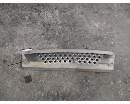 KENWORTH T680 FAIRING STEP OEM# A82-1092-100 in Wykoff, MN $150.24 #2522159