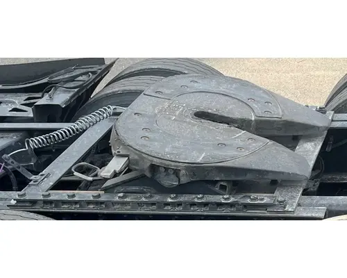 KENWORTH T680 Fifth Wheel OEM# JSK37UWB-A8PX16 in Spokane Valley, WA #4804