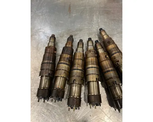 KENWORTH T680 Fuel Injector OEM# P4327147 in Abbotsford, BRITISH ...