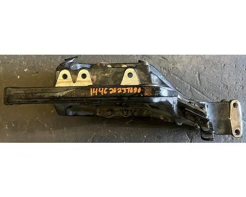 KENWORTH T680 Spring Hanger OEM# B11-6110R in SPOKANE VALLEY, WA $875. ...