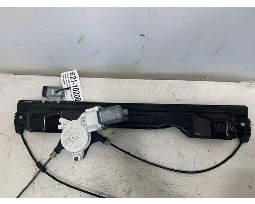 KENWORTH T680 Window Regulator OEM# R211018 in Dorr, MI #621-10208