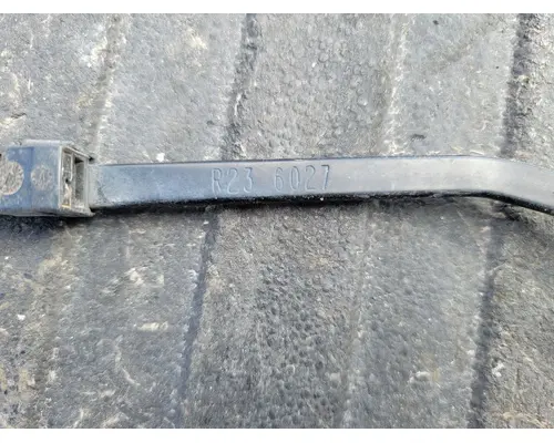 KENWORTH T680 Wiper Arm OEM# R23-6027 in Hastings, NE $40.00 #23959