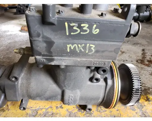 KENWORTH T8 Series Air Compressor OEM# 2121411 in SPOKANE VALLEY, WA ...