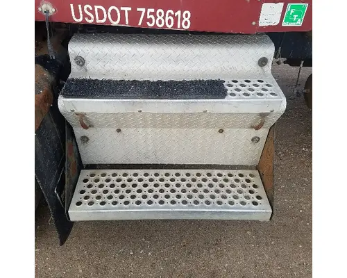 KENWORTH T800 Battery Box (Bottom) in Hastings, NE $400.00 #14119