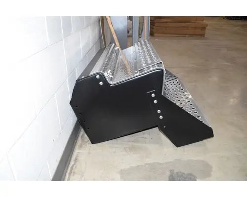 KENWORTH T800 Battery Box OEM# KN0627 in Dorr, MI #600-11826