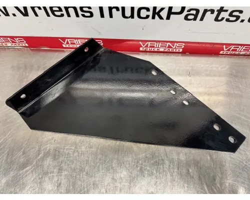 KENWORTH T800 Crossmember Gusset / Parts OEM# K140-2053R in SALT LAKE ...