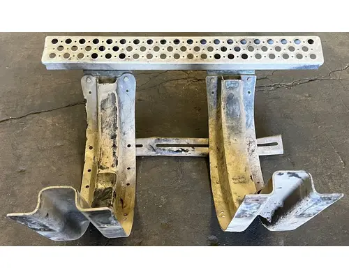 KENWORTH T800 Fuel Tank Strap/Hanger in SPOKANE VALLEY, WA $175.00 #6014