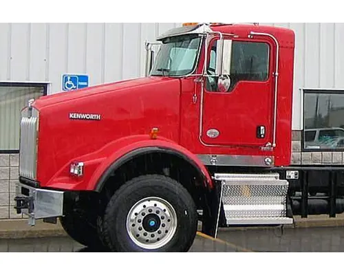 KENWORTH T800 HOOD OEM# K146-1328, K146-1329 in Tampa, FL $2,632.88 # ...