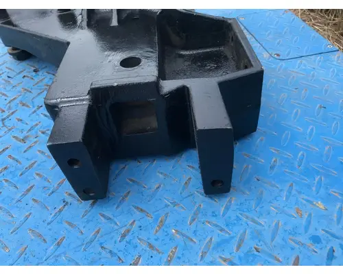 KENWORTH T800 Spring Hanger OEM# K058-448R K058-520R in PINEDALE, AZ #399