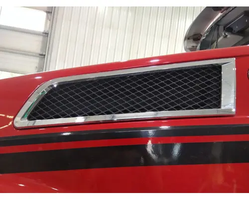 KENWORTH T880 AIR INTAKE LOUVER/COVER in Wykoff, MN #2440103