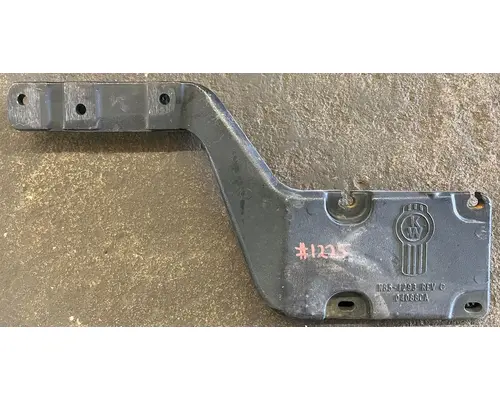 KENWORTH T880 Fender OEM# N85-1293 in SPOKANE VALLEY, WA $150.00 #5598