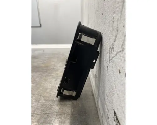 KENWORTH T880 Power Window Switch OEM# Q2760821101 in Dorr, MI $225.00 ...