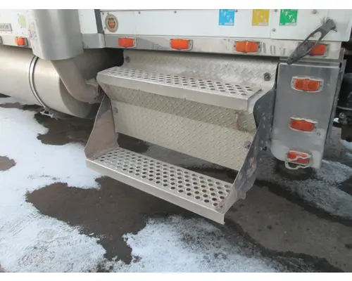 KENWORTH W900 TOOL BOX in Henderson, CO #717120